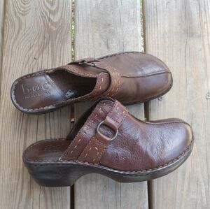b.o.c. | Shoes | Boc Born Concept Comfort Slip On Brown Leather Clogs ...